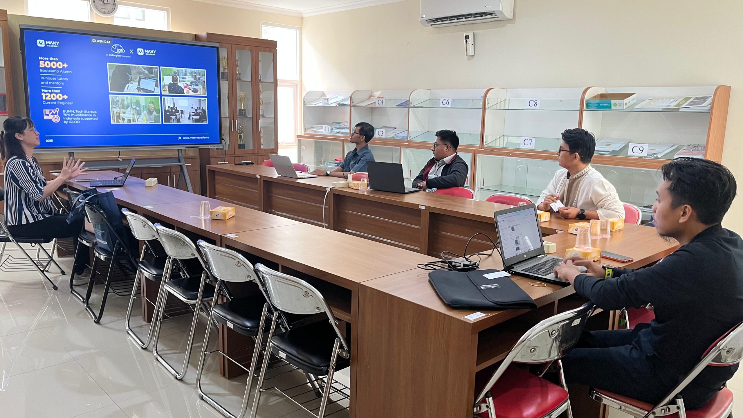 FST UPY dan Maxy Academy Gelar Tindak Lanjut Kerja Sama, Siap Cetak ...